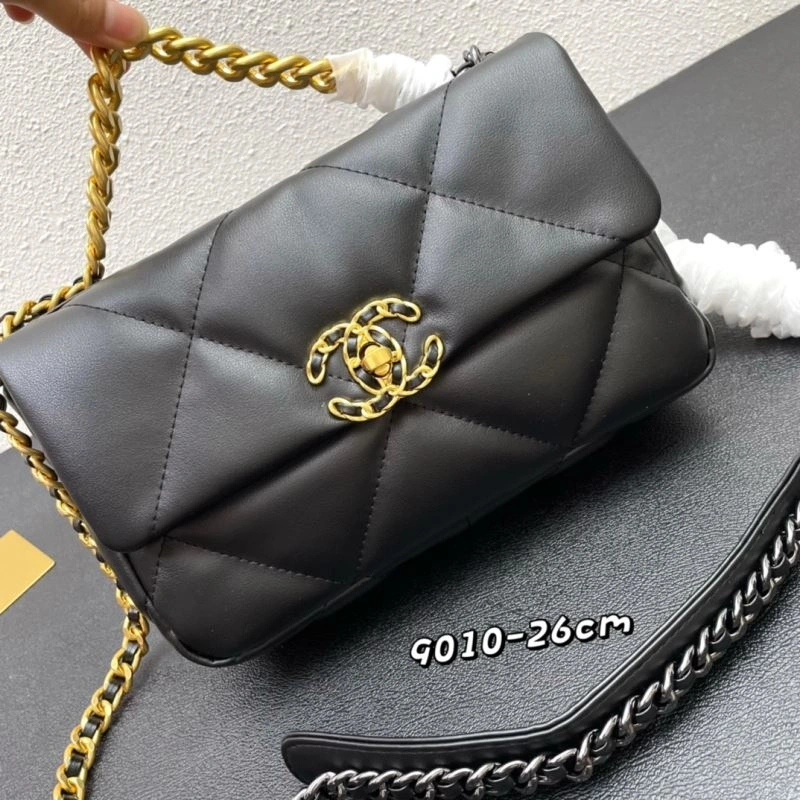 Accurate model Chanel 19 Bags