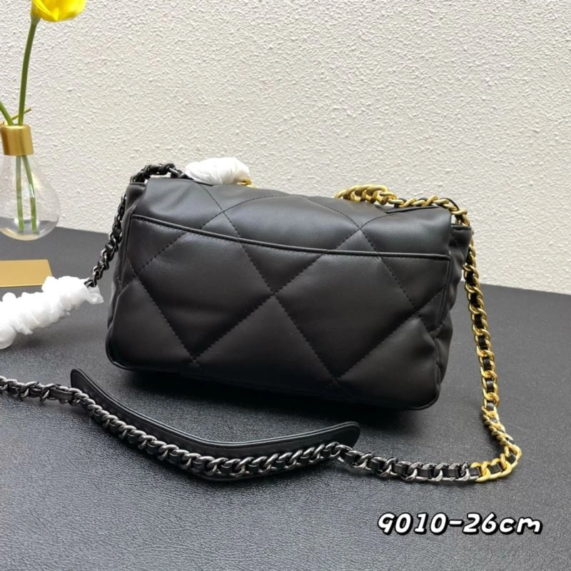 Accurate model Chanel 19 Bags
