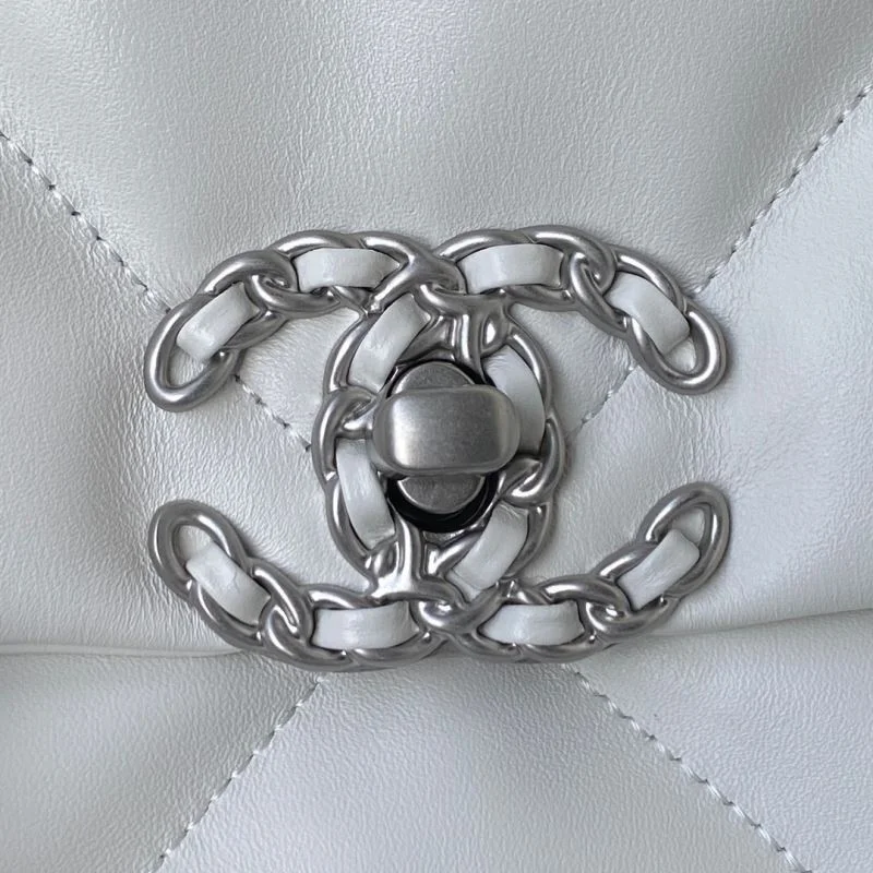 Mirror quality Chanel 19 Bags