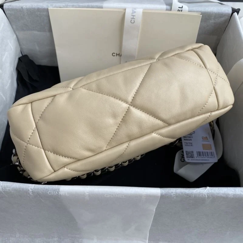 High accuracy Chanel 19 Bags
