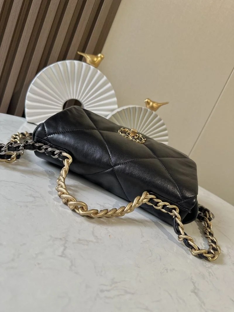 Top match Chanel 19 Bags