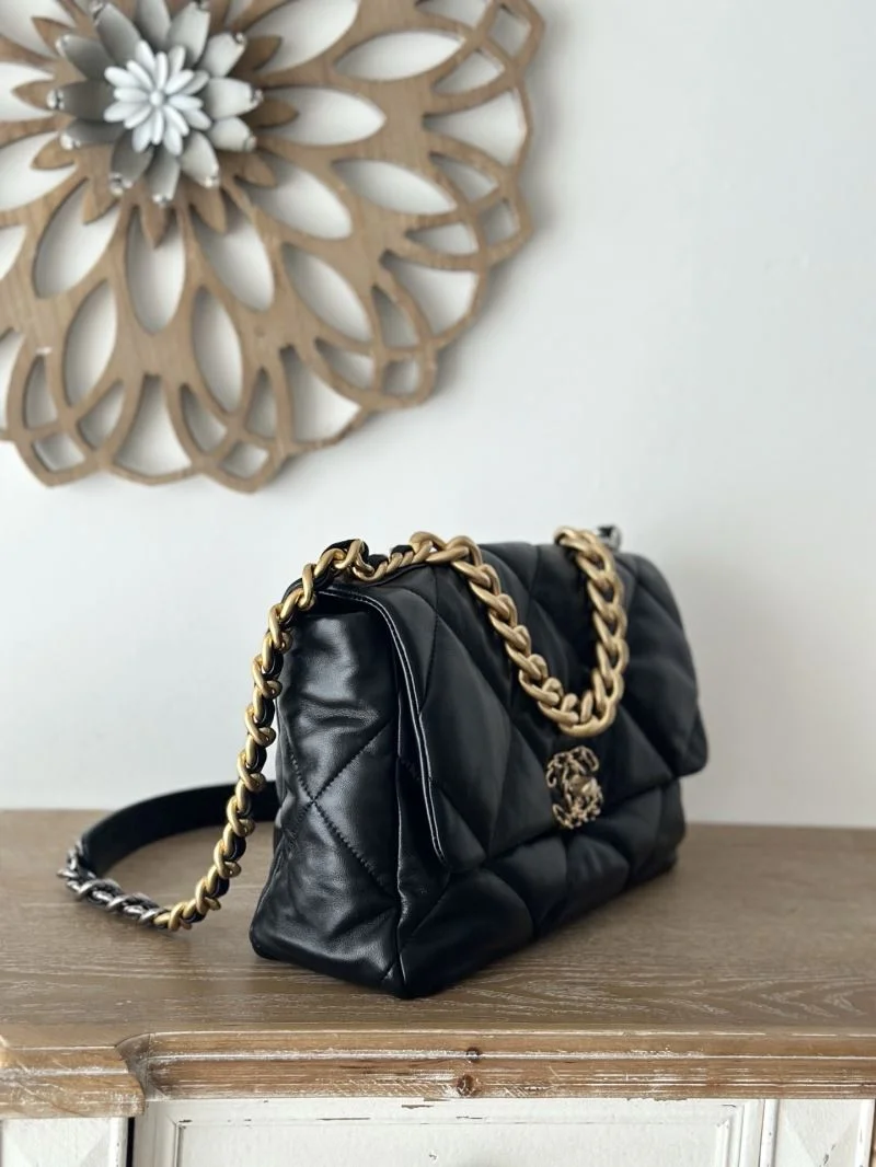 Brand-authenticated Chanel 19 Bags