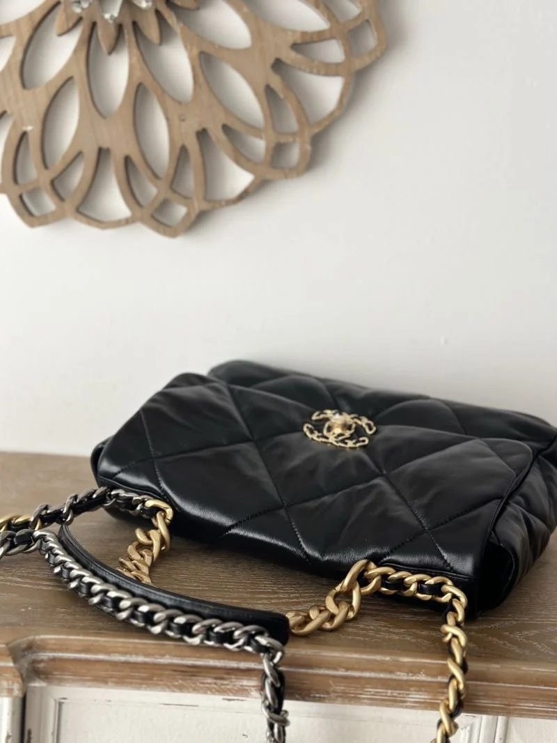Brand-authenticated Chanel 19 Bags