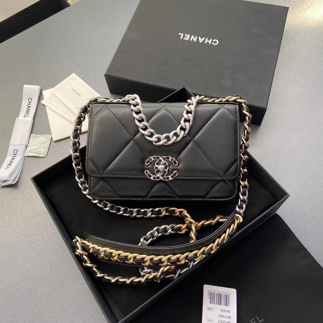 Chanel 19 Bags