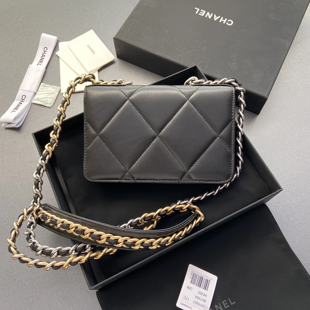 Affordable Chanel 19 Bags