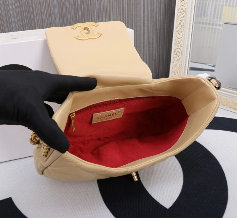 Accurate model Chanel 19 Bags