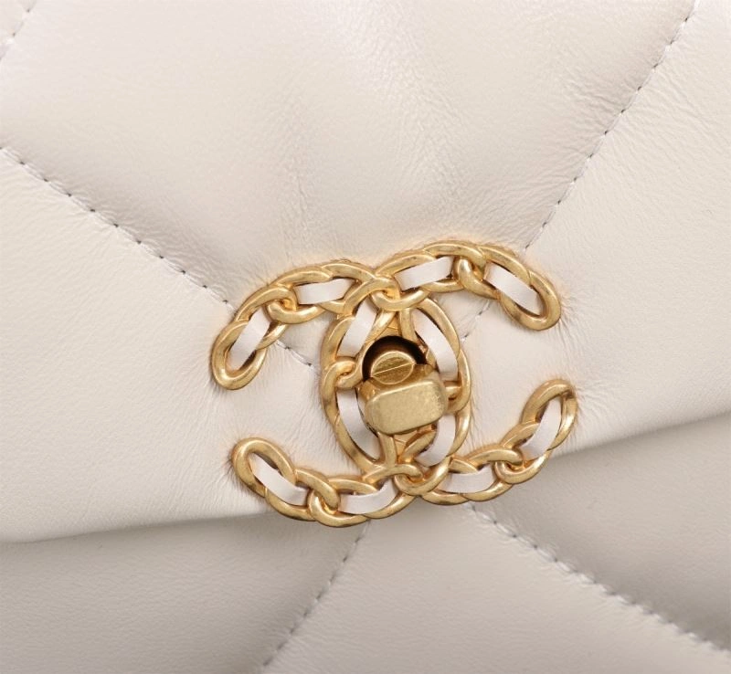 Reasonably priced Chanel 19 Bags