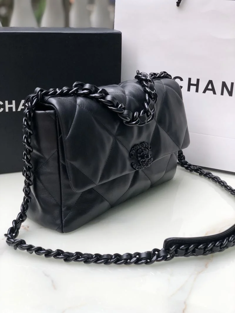 Indistinguishable Chanel 19 Bags