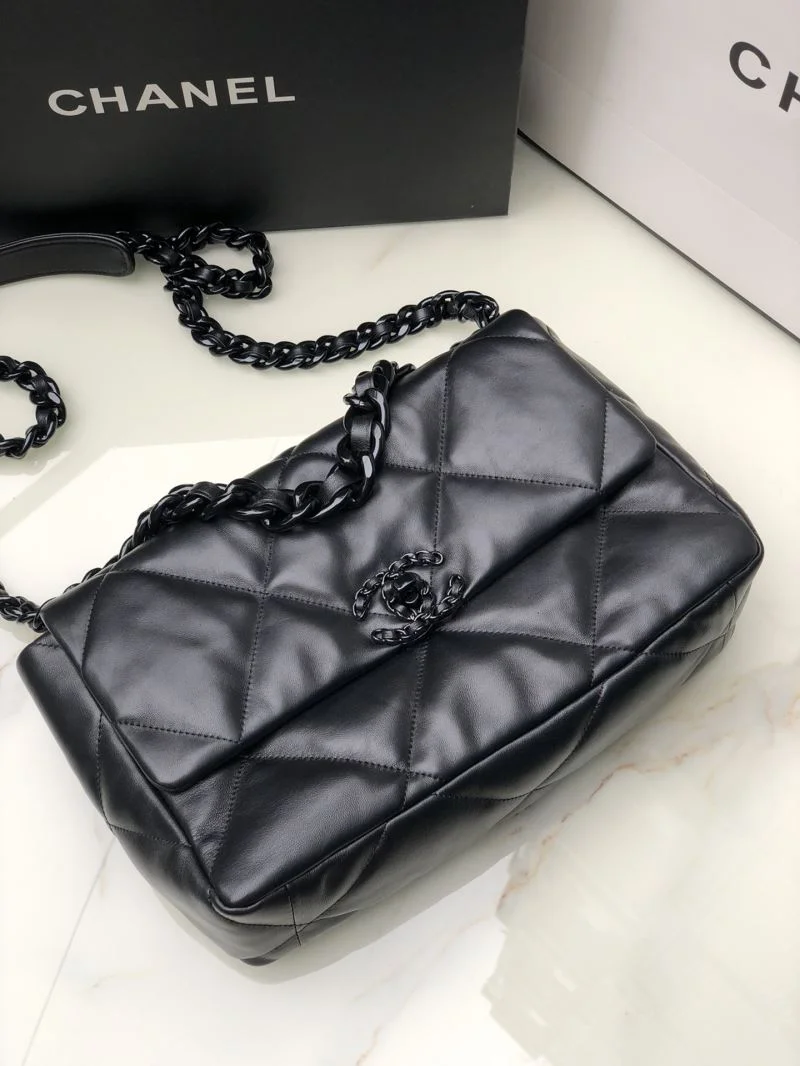 Indistinguishable Chanel 19 Bags