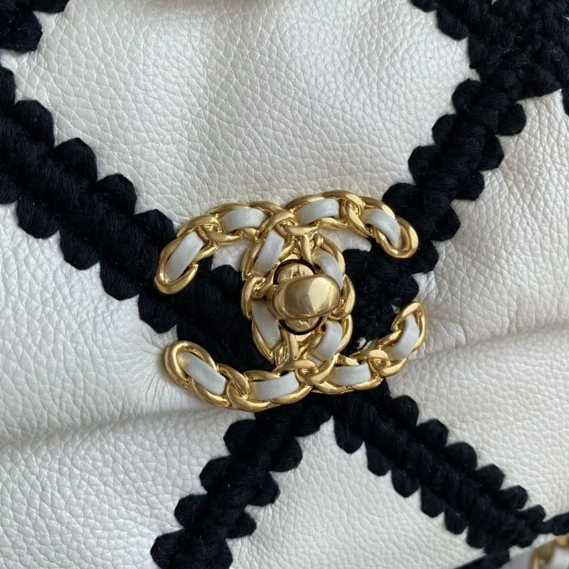 Indistinguishable Chanel 19 Bags