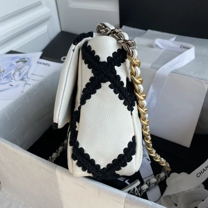 Indistinguishable Chanel 19 Bags