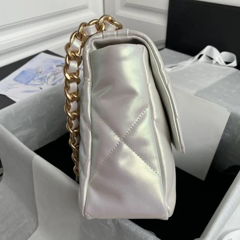 High accuracy Chanel 19 Bags