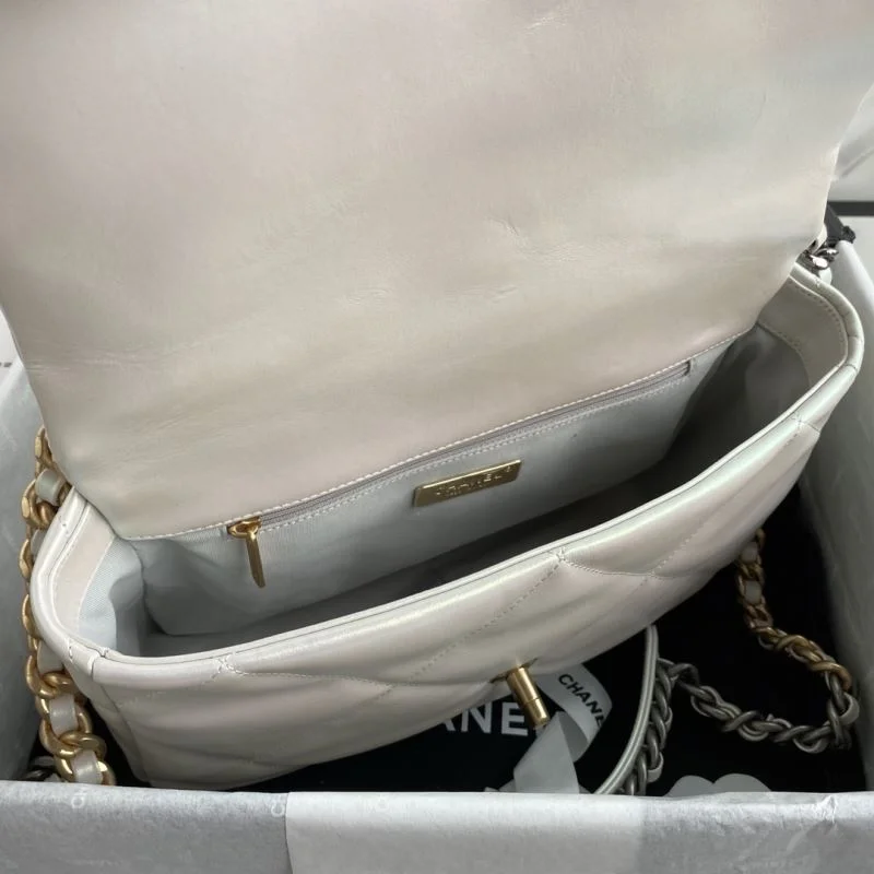 High accuracy Chanel 19 Bags