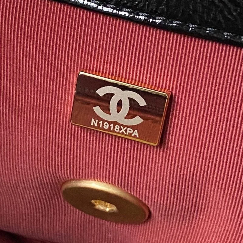 Perfect replica Chanel 19 Bags