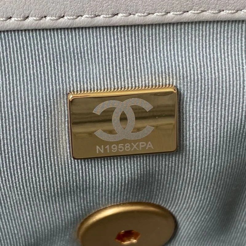 Exact replica Chanel 19 Bags