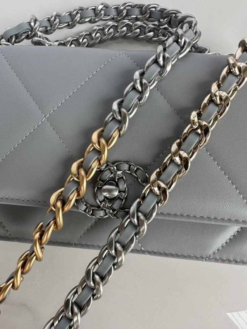 1:1 copy Chanel 19 Bags