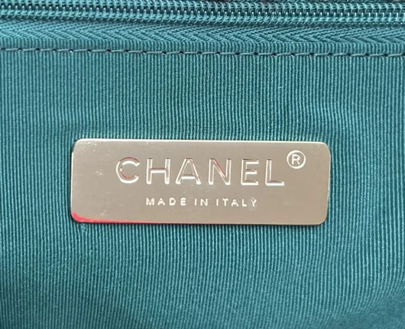 Bargain Chanel 19 Bags