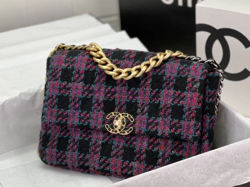 Accurate model Chanel 19 Bags