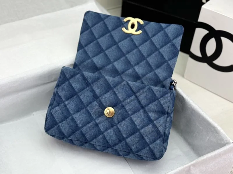 Bargain Chanel 19 Bags