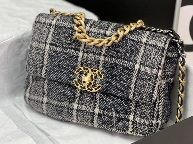 High accuracy Chanel 19 Bags
