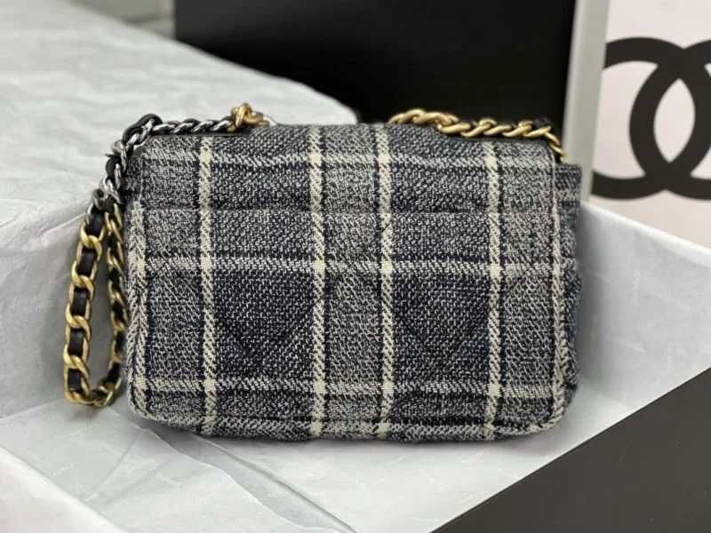 High accuracy Chanel 19 Bags