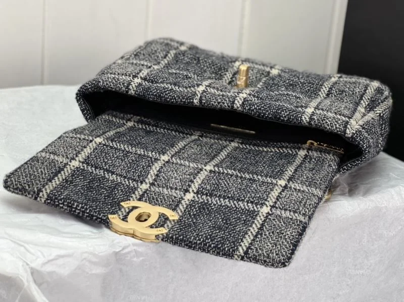 High accuracy Chanel 19 Bags