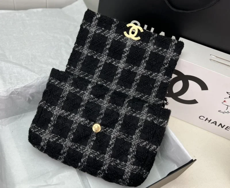 Perfect replica Chanel 19 Bags