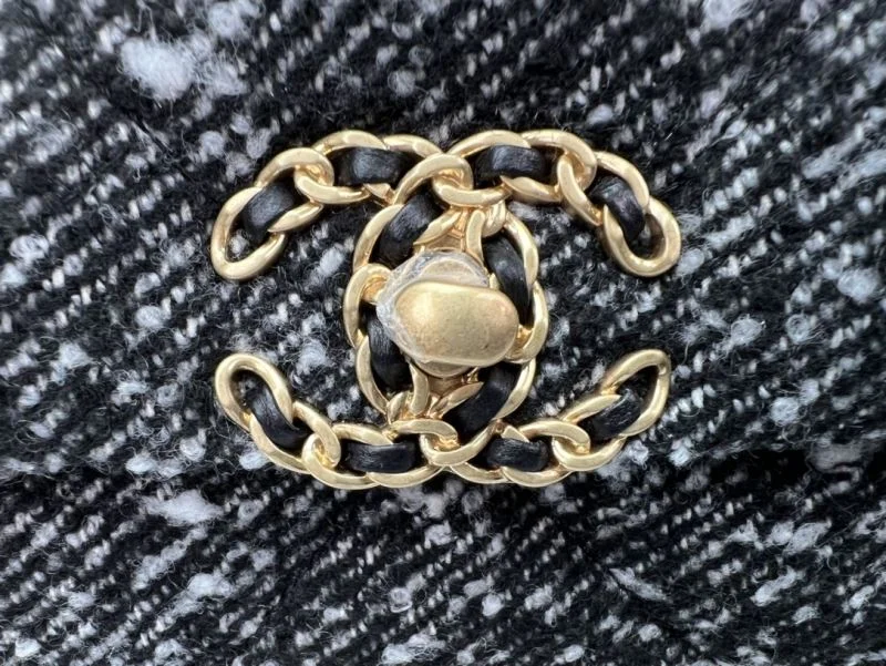 Exact replica Chanel 19 Bags