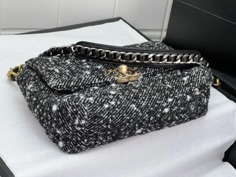 Exact replica Chanel 19 Bags