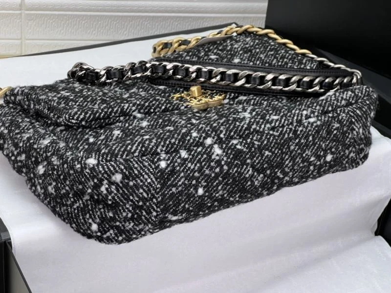 Brand-authenticated Chanel 19 Bags