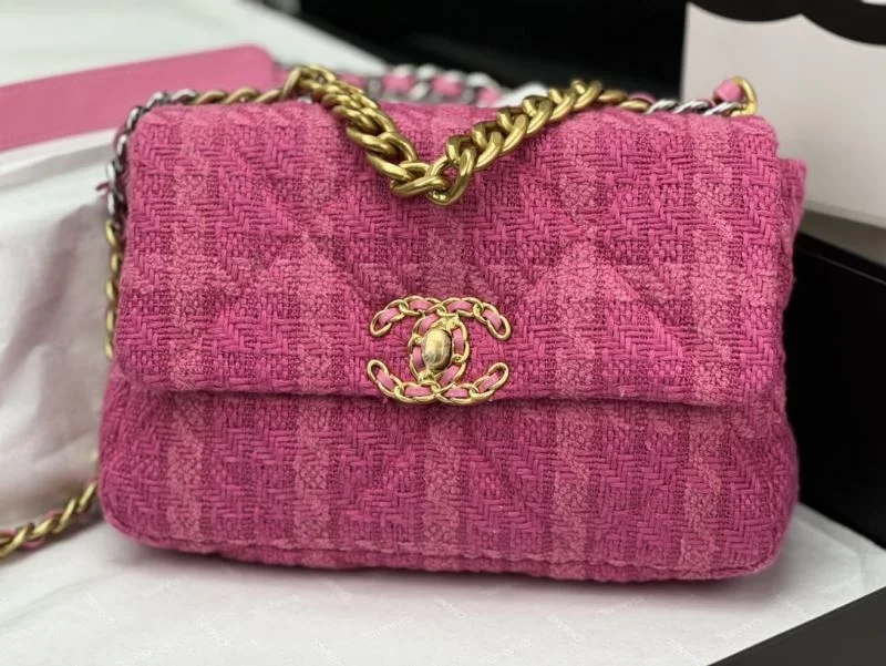 Exact replica Chanel 19 Bags