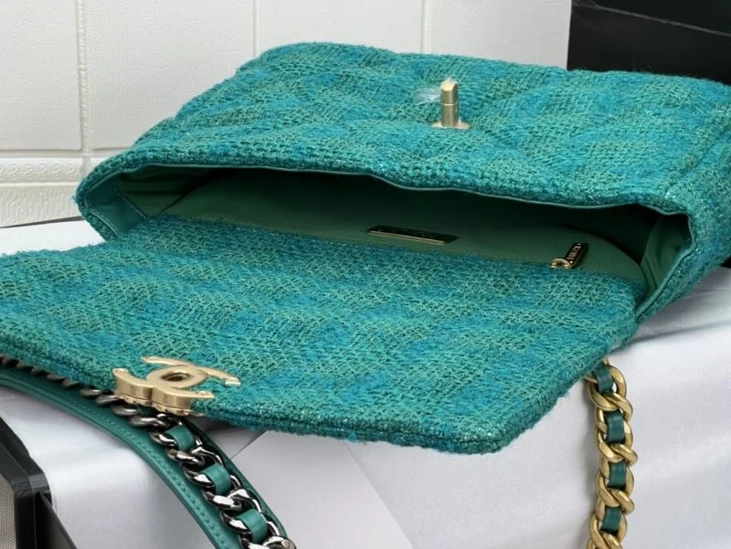 Brand-original Chanel 19 Bags