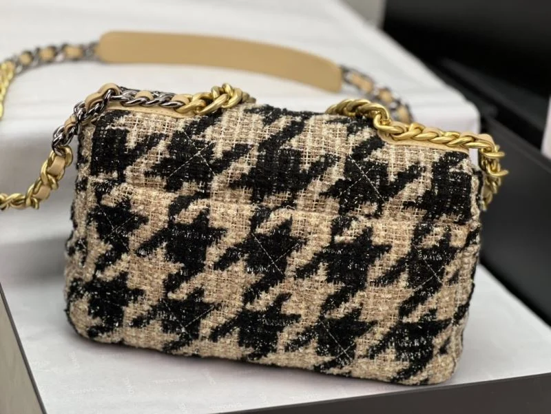 Bargain Chanel 19 Bags