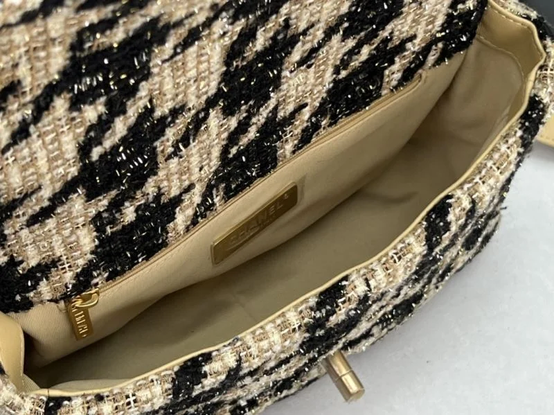 Bargain Chanel 19 Bags