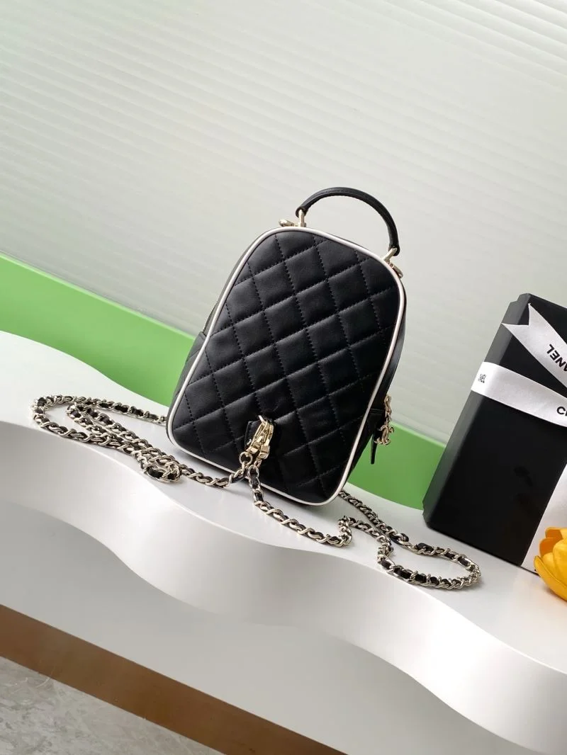 Low-cost Chanel Backpacks