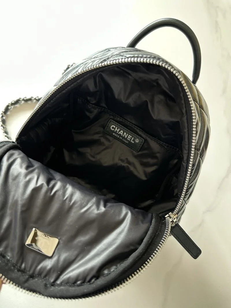 Low-cost Chanel Backpacks