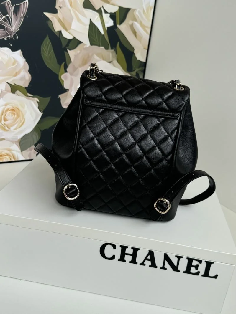 Accurate model Chanel Backpacks