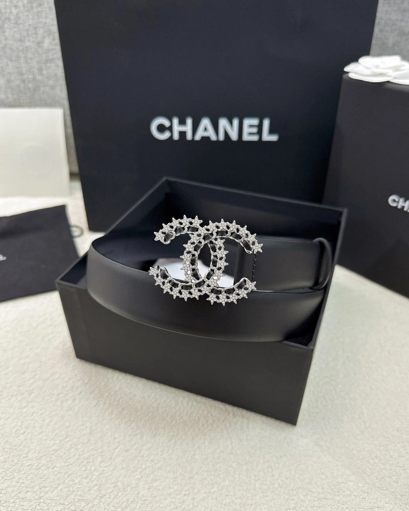 Top mirror Chanel Belts