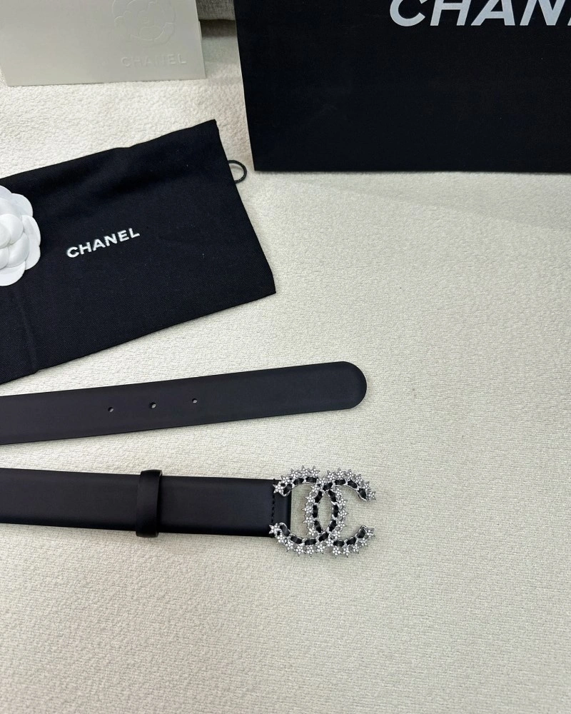 Top mirror Chanel Belts