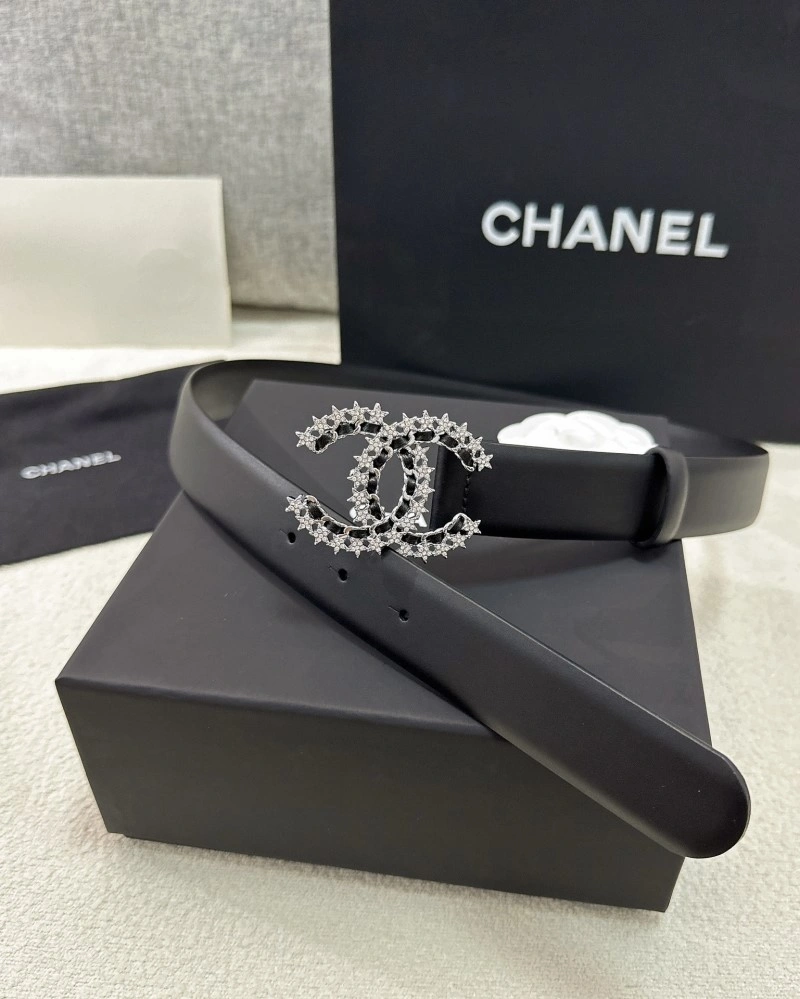 Top mirror Chanel Belts