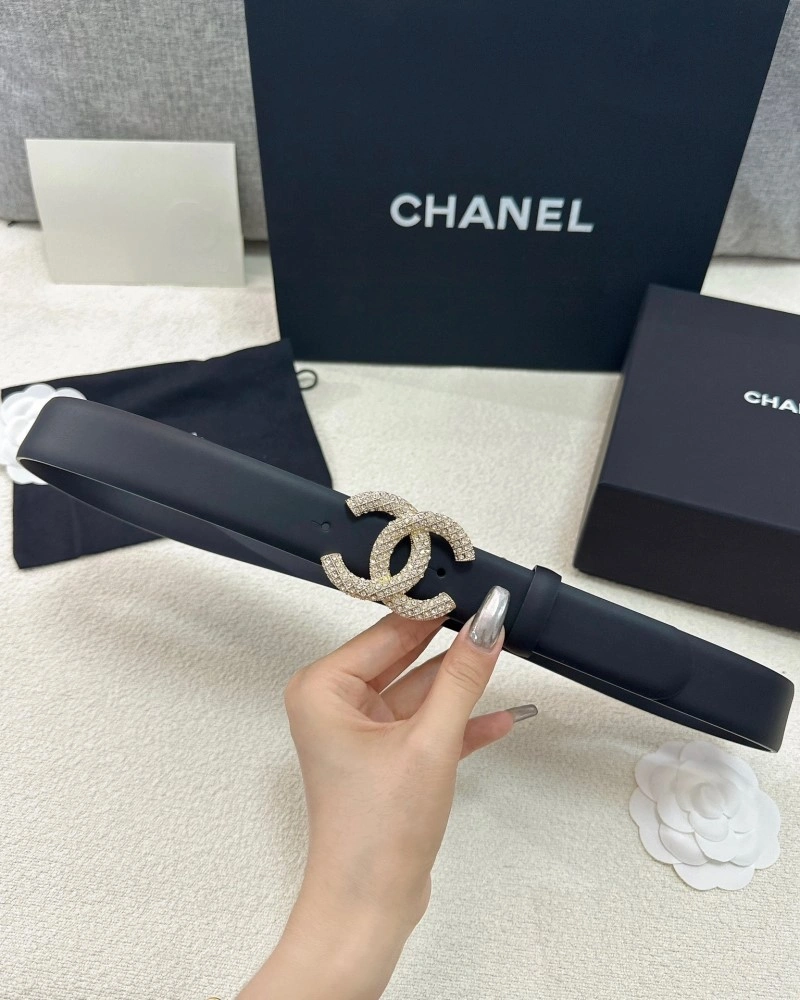 Top mirror Chanel Belts