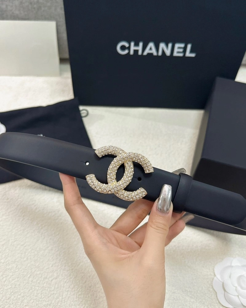 Top mirror Chanel Belts