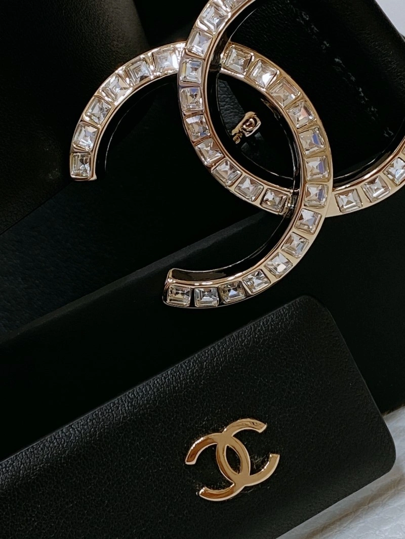 Cut-rate Chanel Belts