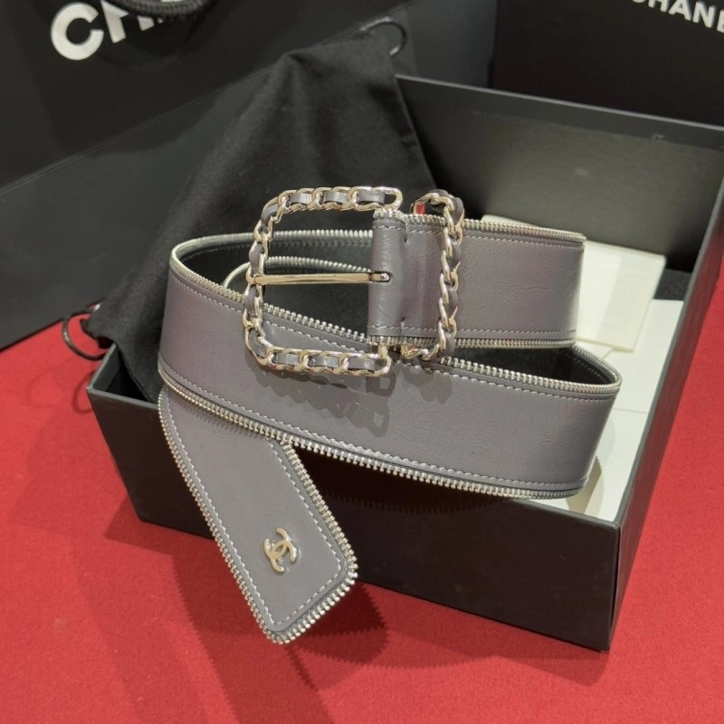 Top mirror Chanel Belts