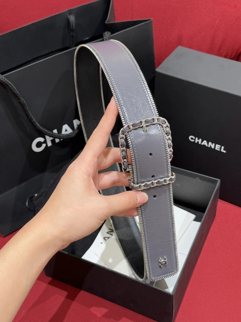Top mirror Chanel Belts