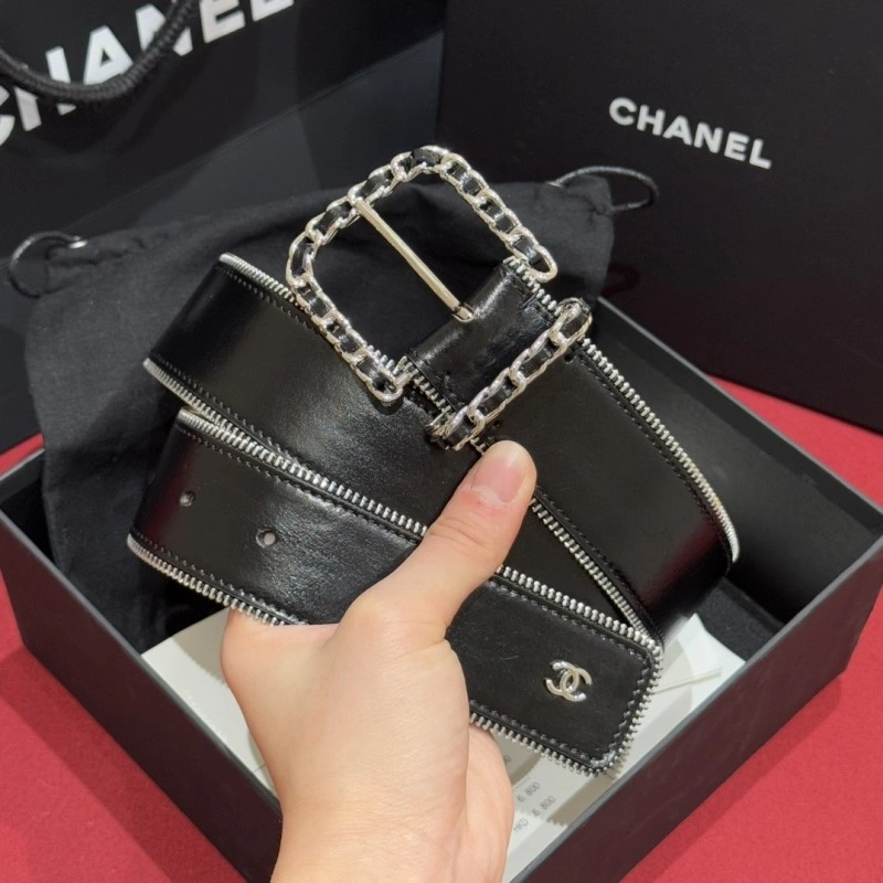 Top mirror Chanel Belts