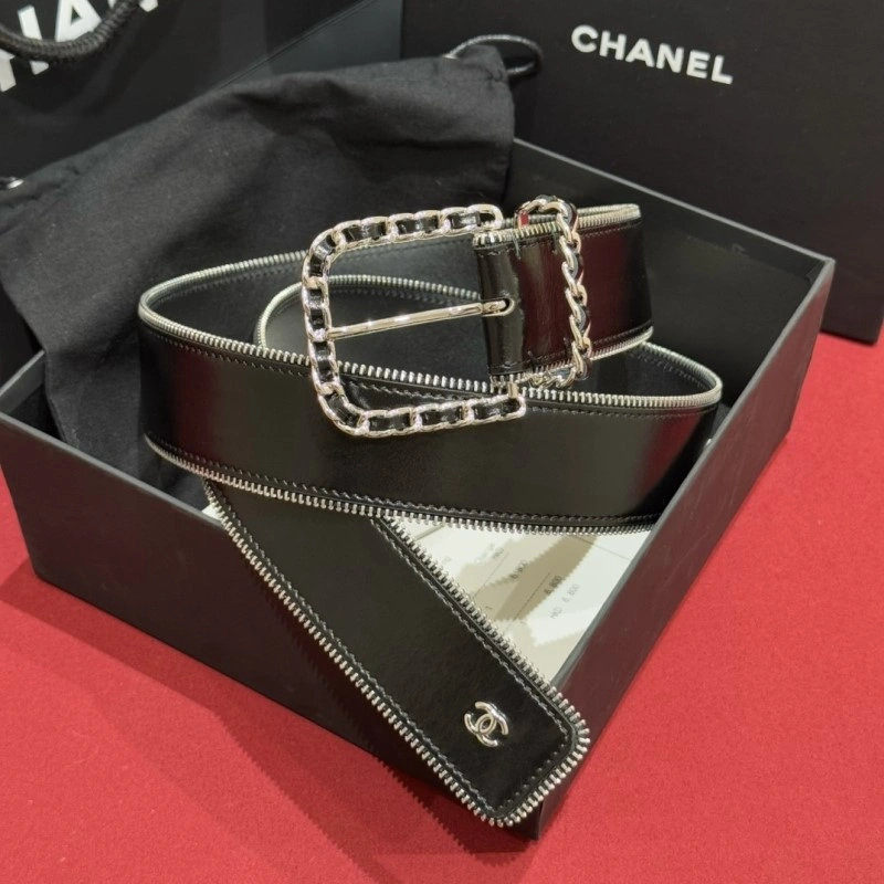 Top mirror Chanel Belts