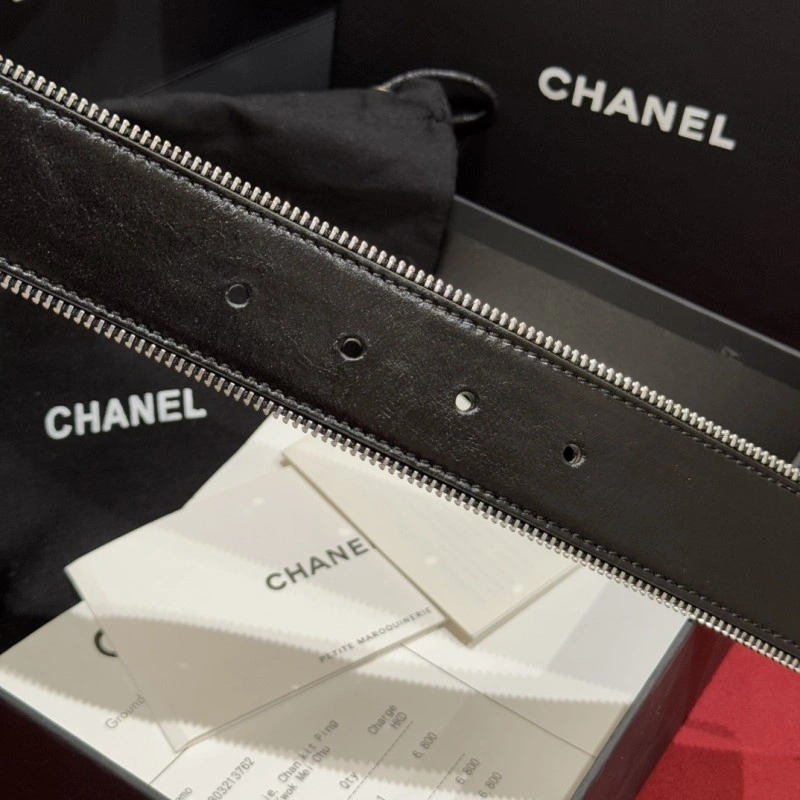 Top mirror Chanel Belts