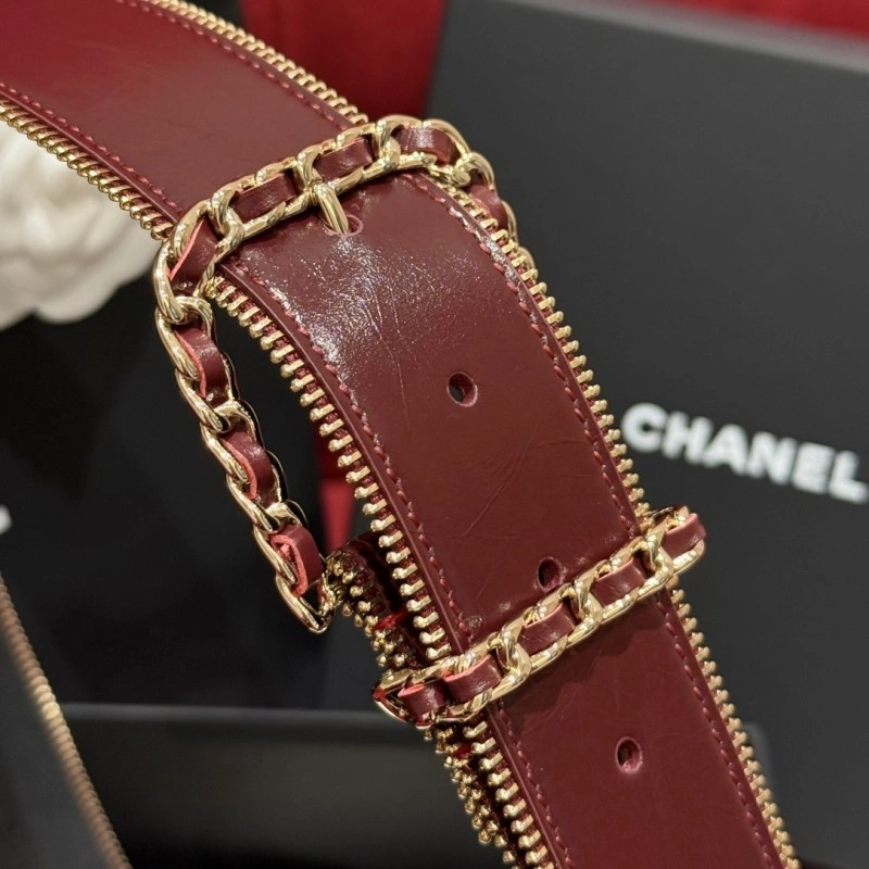 Top mirror Chanel Belts