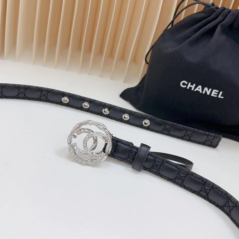 Top mirror Chanel Belts